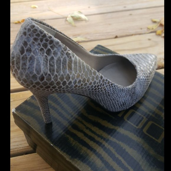 Moda Spana | Shoes | Moda Spana Sadie Gray Pig Print High Heel Size 7 ...